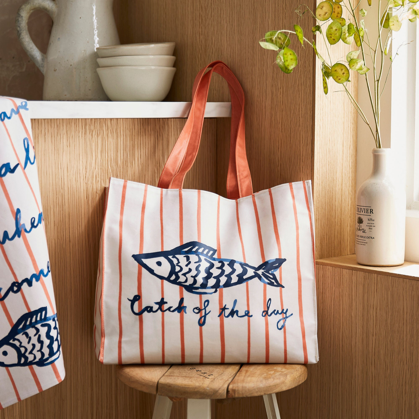 Catch Of The Day PVC Shoulder Bag – Geoghegans Of Navan