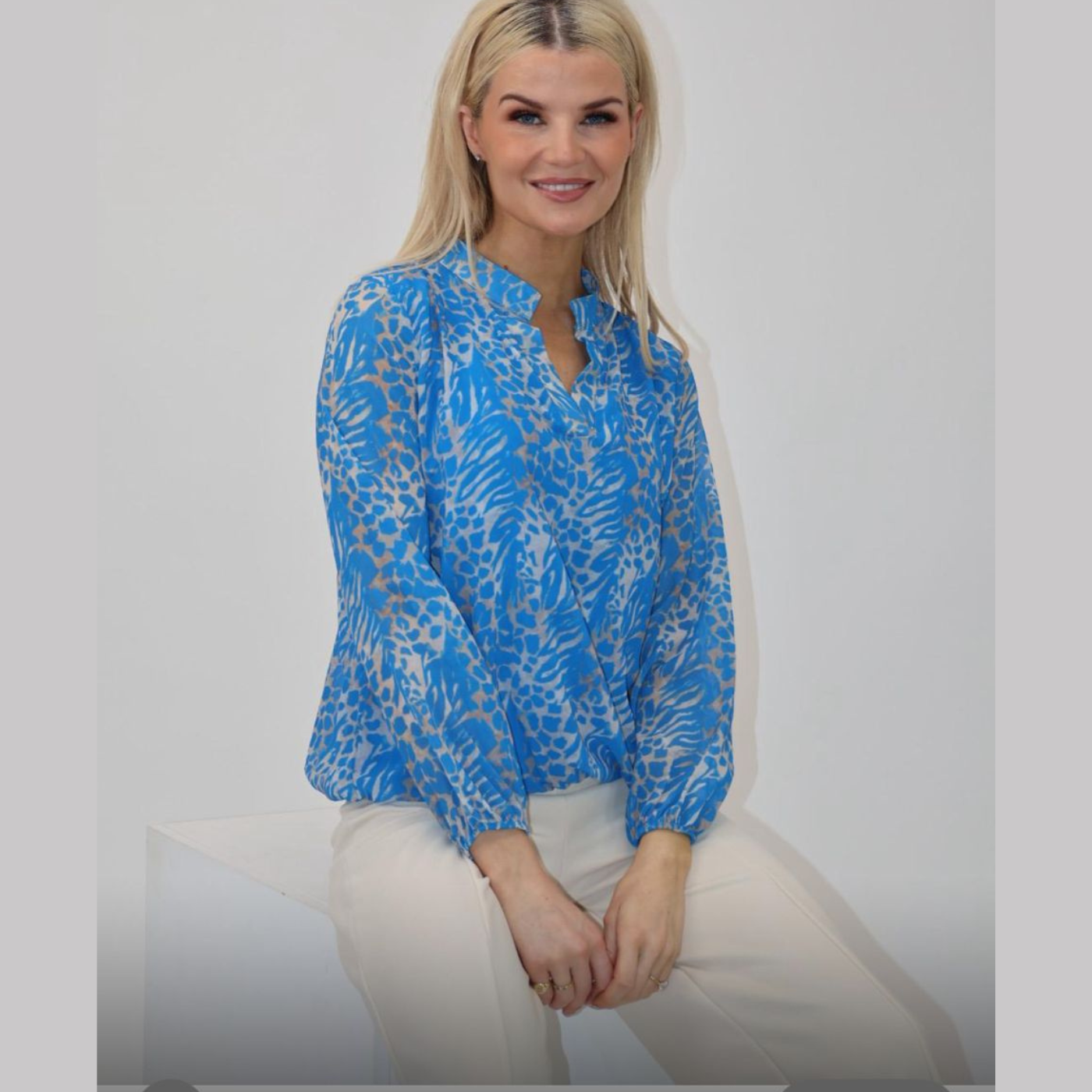 Kate & Pippa Band Top Blue Print – Geoghegans Of Navan