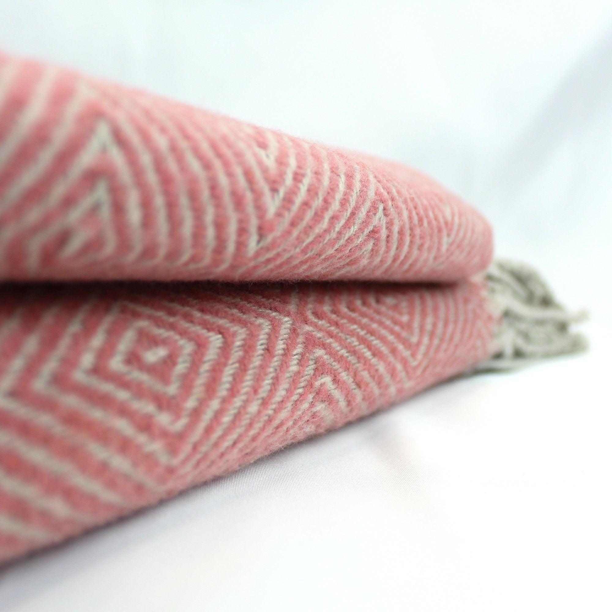 Scatterbox Geo Throw | Blush – Geoghegans Of Navan